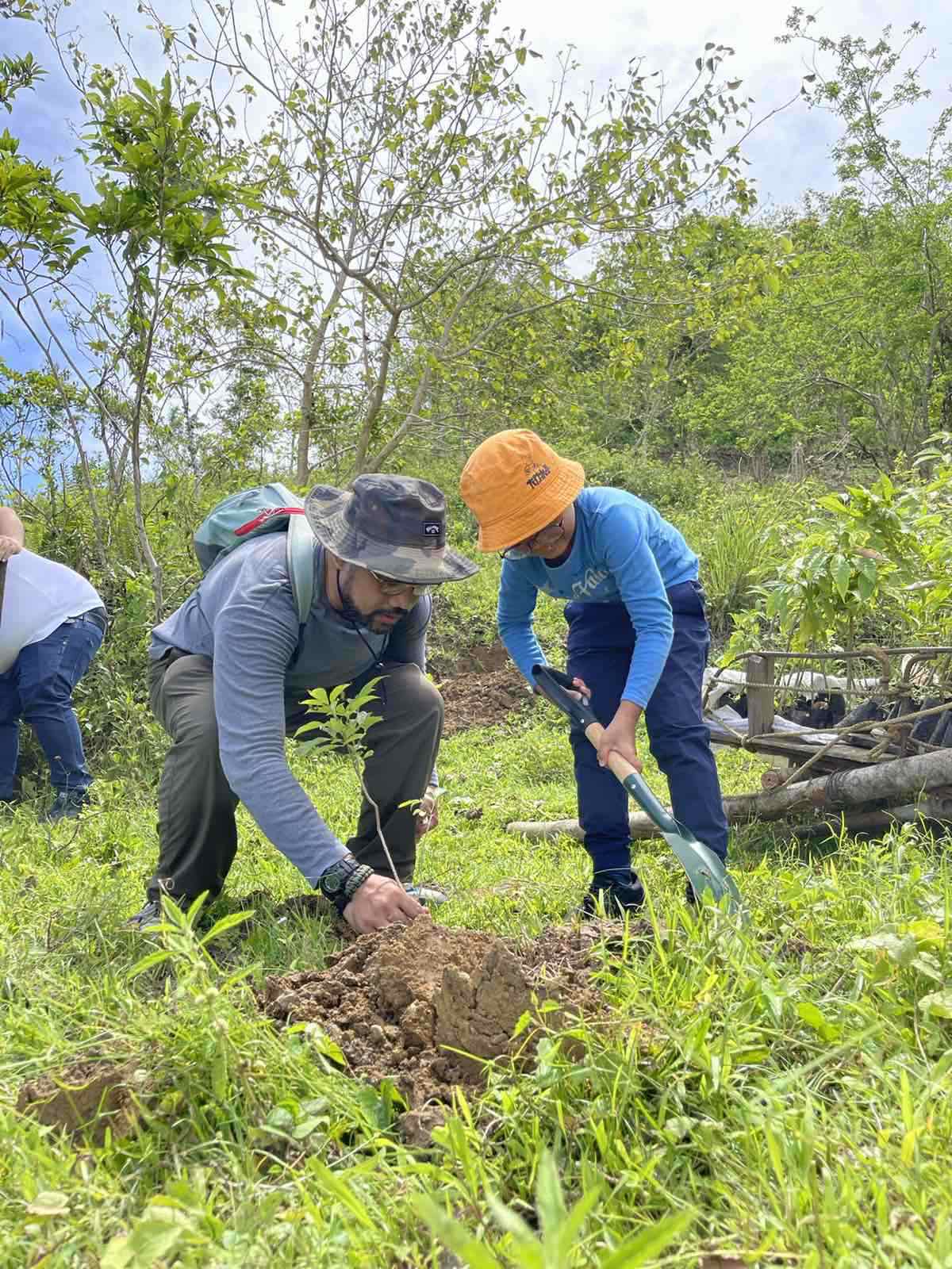 UCMed Surgeons Join Tree Planting Activity - UCMed